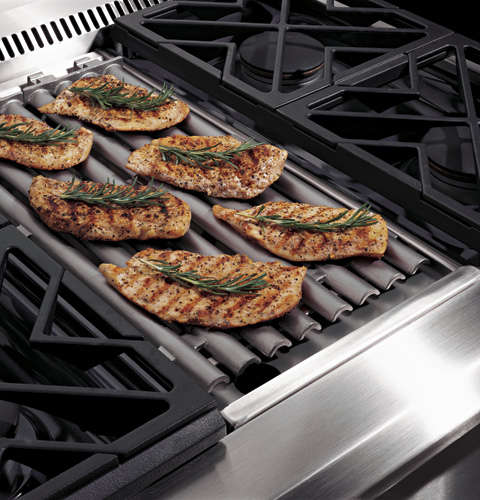 ZGU36L4RHSS — GE Monogram® 36" Professional Gas Cooktop with 4 Burners ...