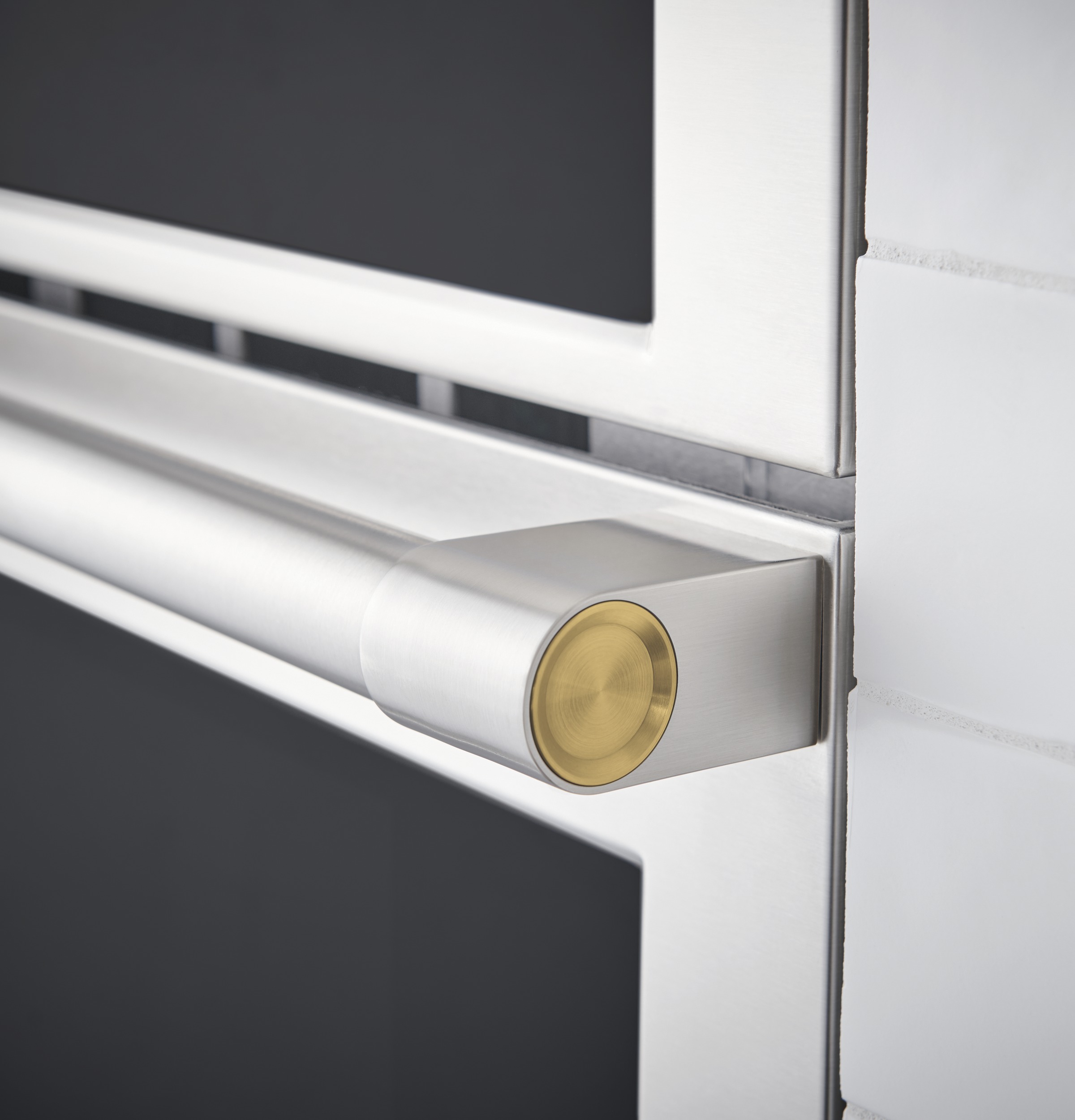 Product: Monogram-ZSB9122VSS