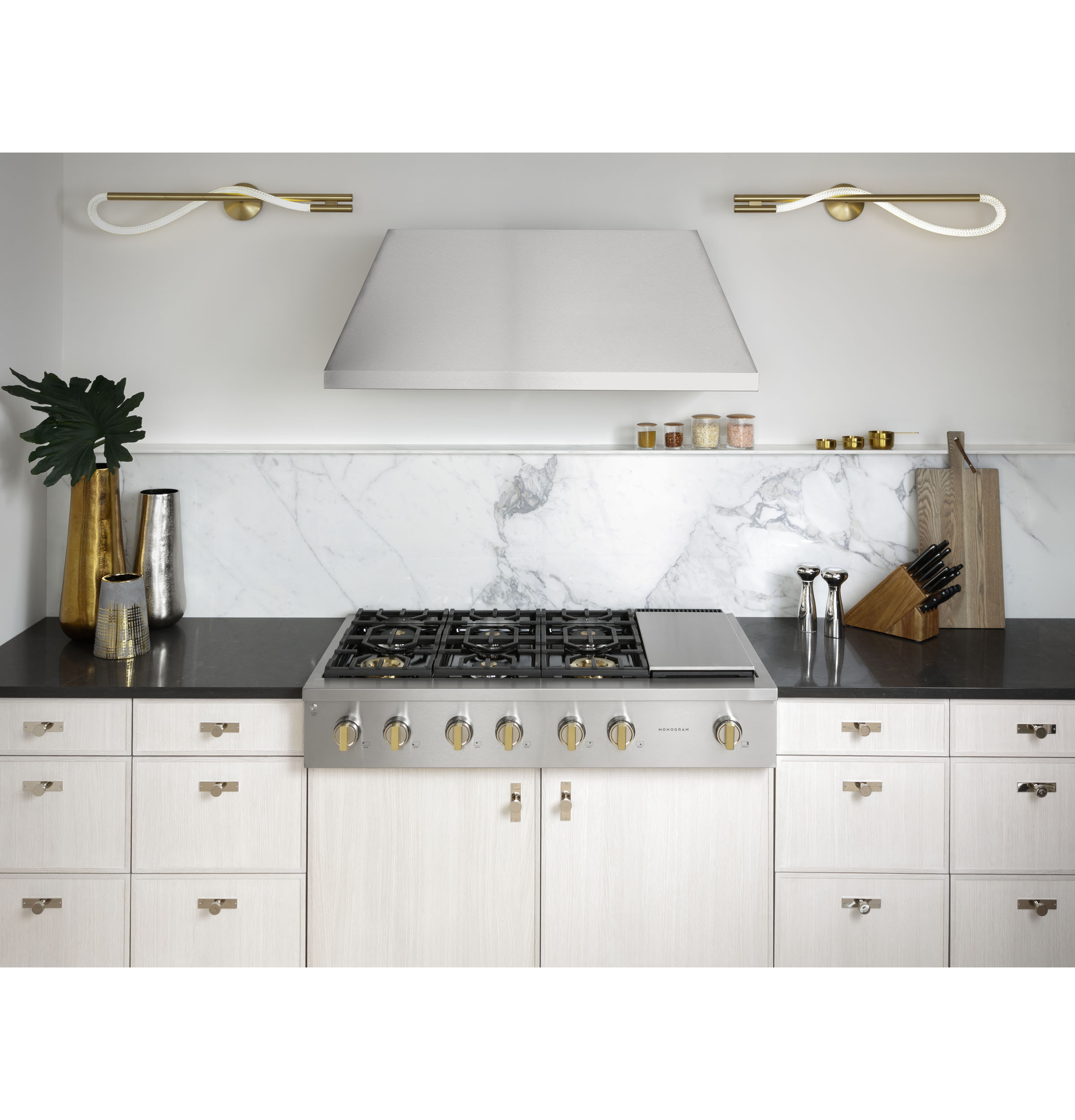 Product: Monogram-ZGU486NDTSS