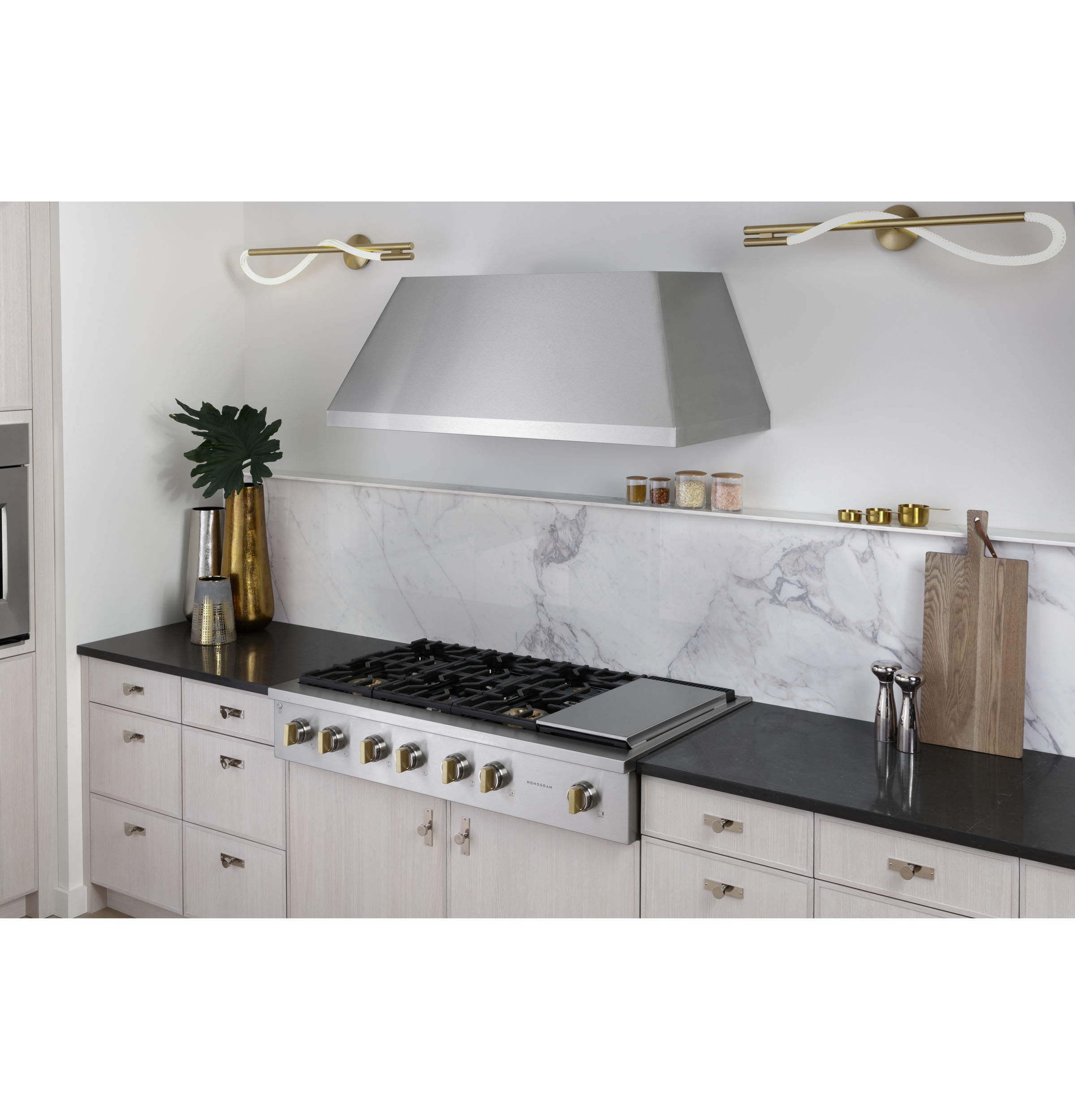 Product: Monogram-ZGU486NDTSS